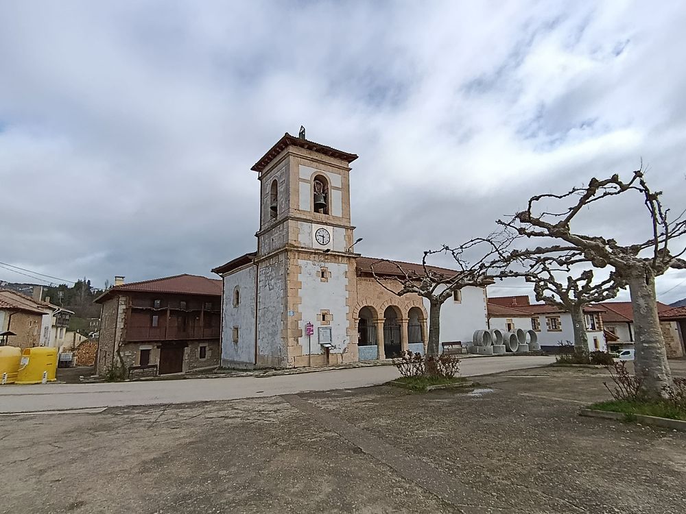 Visita la Iglesia de San Justo y Pastor en Ganayangos en la Merindad de ...